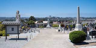 Hiking in Colma’s Cemeteries – Free Range Life